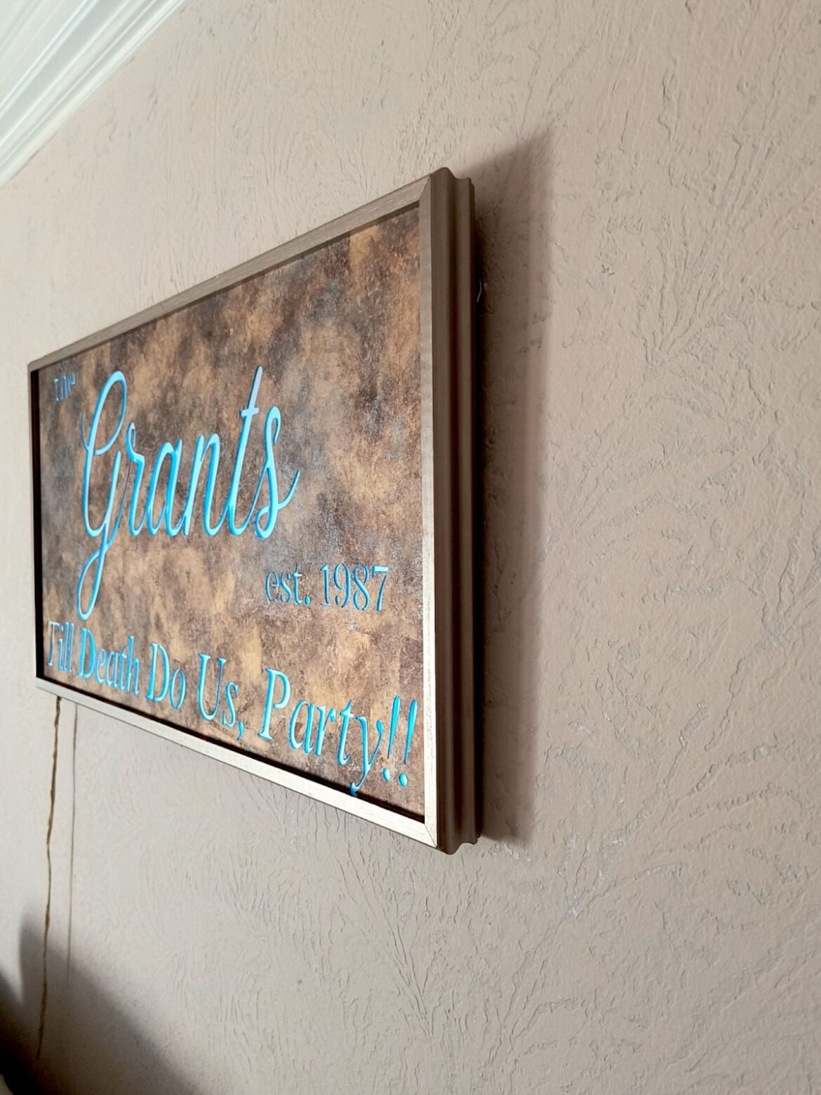 Make Your Own Light Up Sign With This Step-by-Step DIY Tutorial.